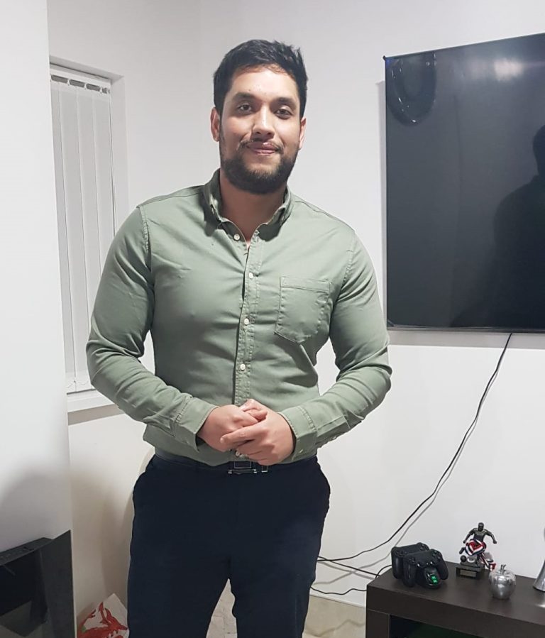 10 Best Cash Back Credit Cards Reviewed for October 2025