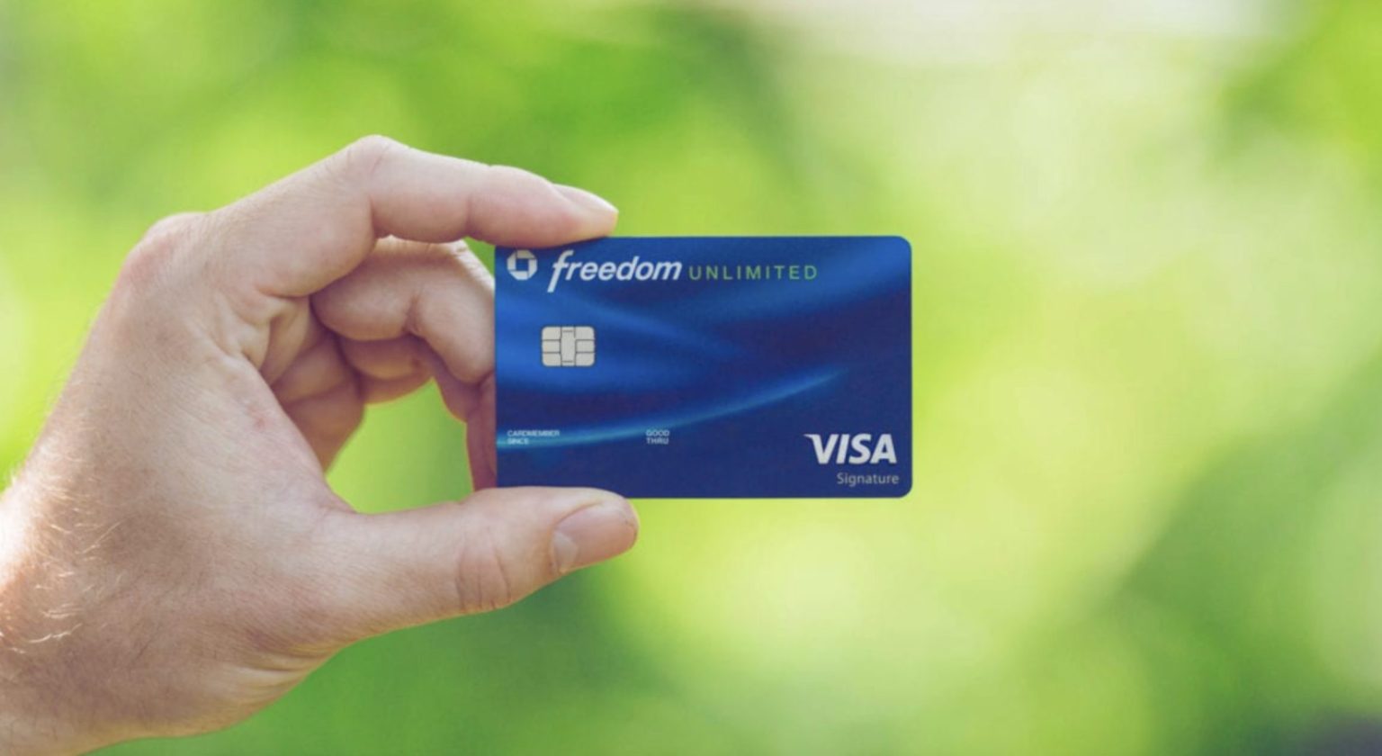 10 Best Cash Back Credit Cards Reviewed for December 2025