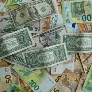 What is Face Value? Definition, Importance and Examples